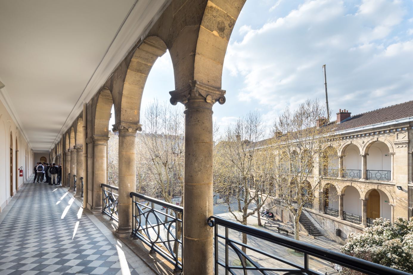 Lycée Arago à Paris 12ème - IDF Construction Durable