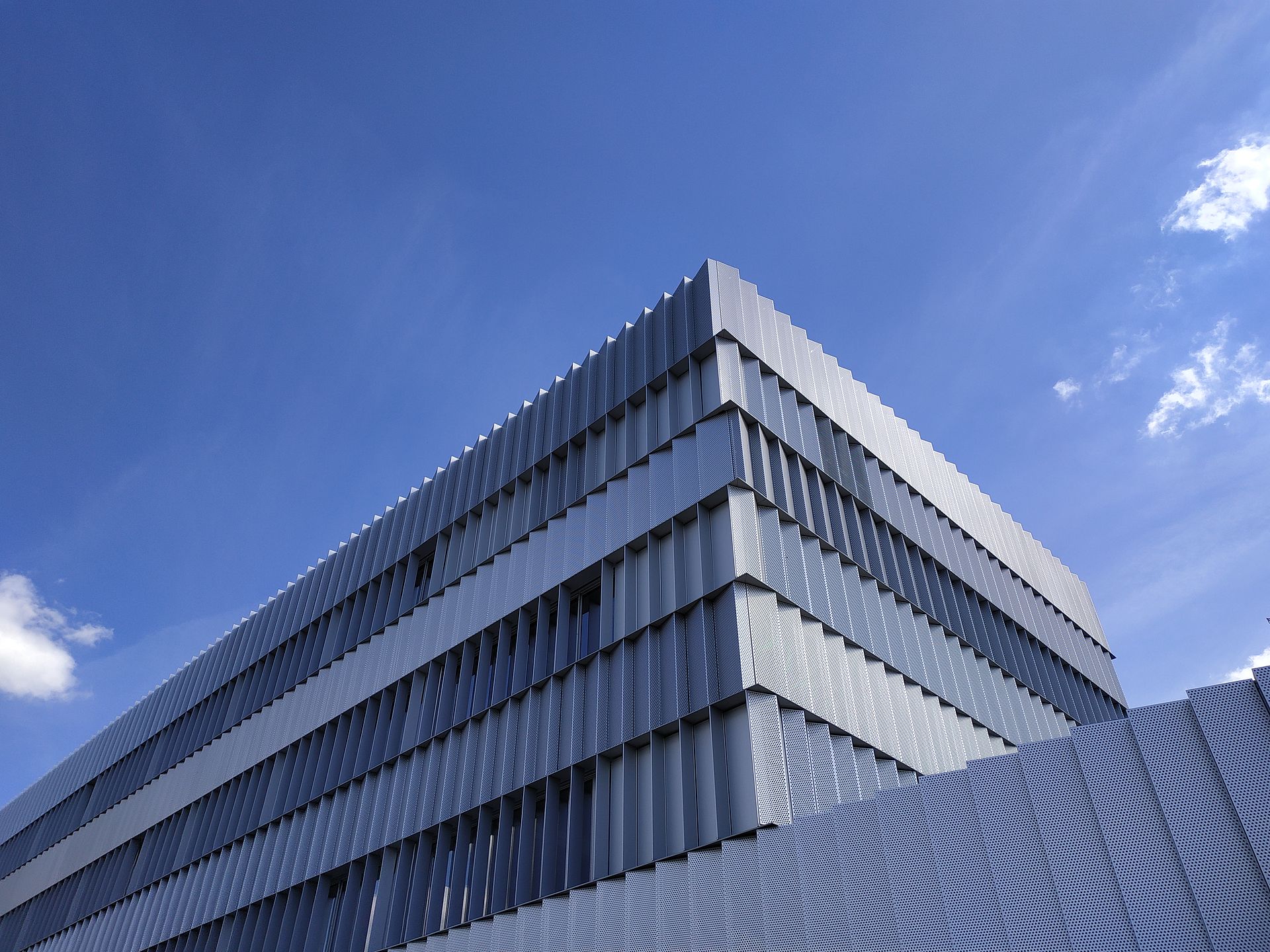Inauguration et pose de la première pierre au lycée Fernand et Nadia ...